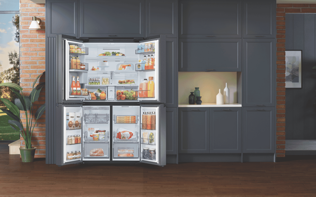 Samsung SRF7500BB 648L French Door Refrigerator at The Good Guys
