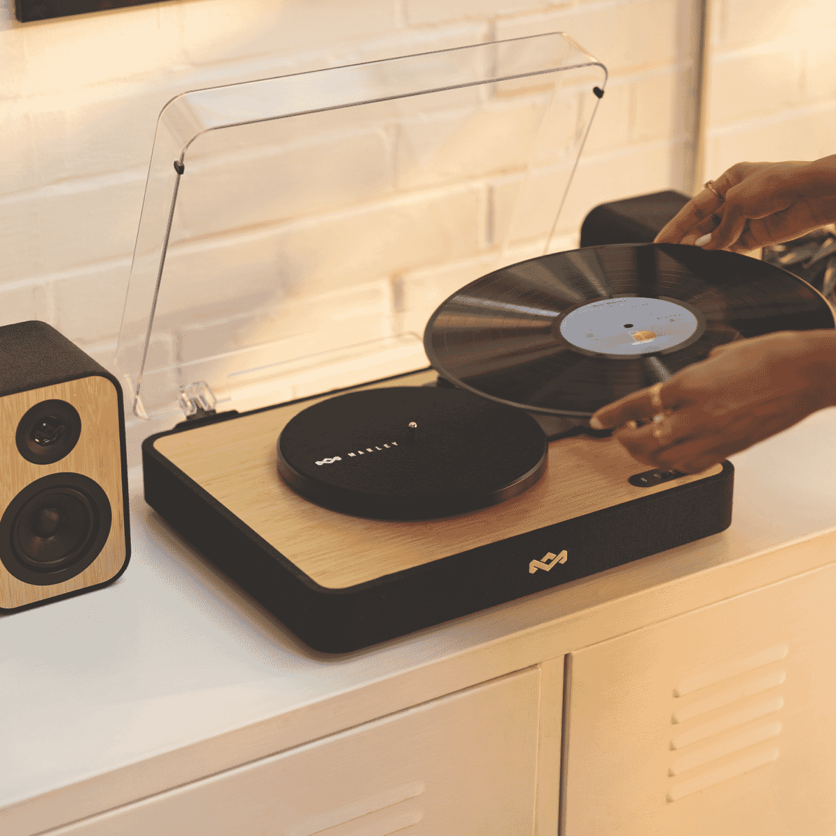 Marley Revolution Turntable with Speakers EM-JT304-SB