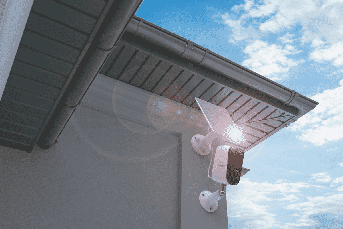 Uniden SoloX Pro 2K Outdoor Wireless Spotlight Camera (2 Pack ...
